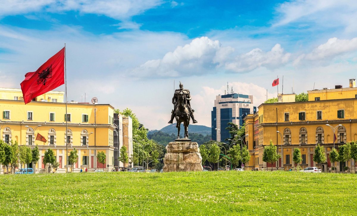 5 meilleurs monuments et statues à Tirana (avec carte)