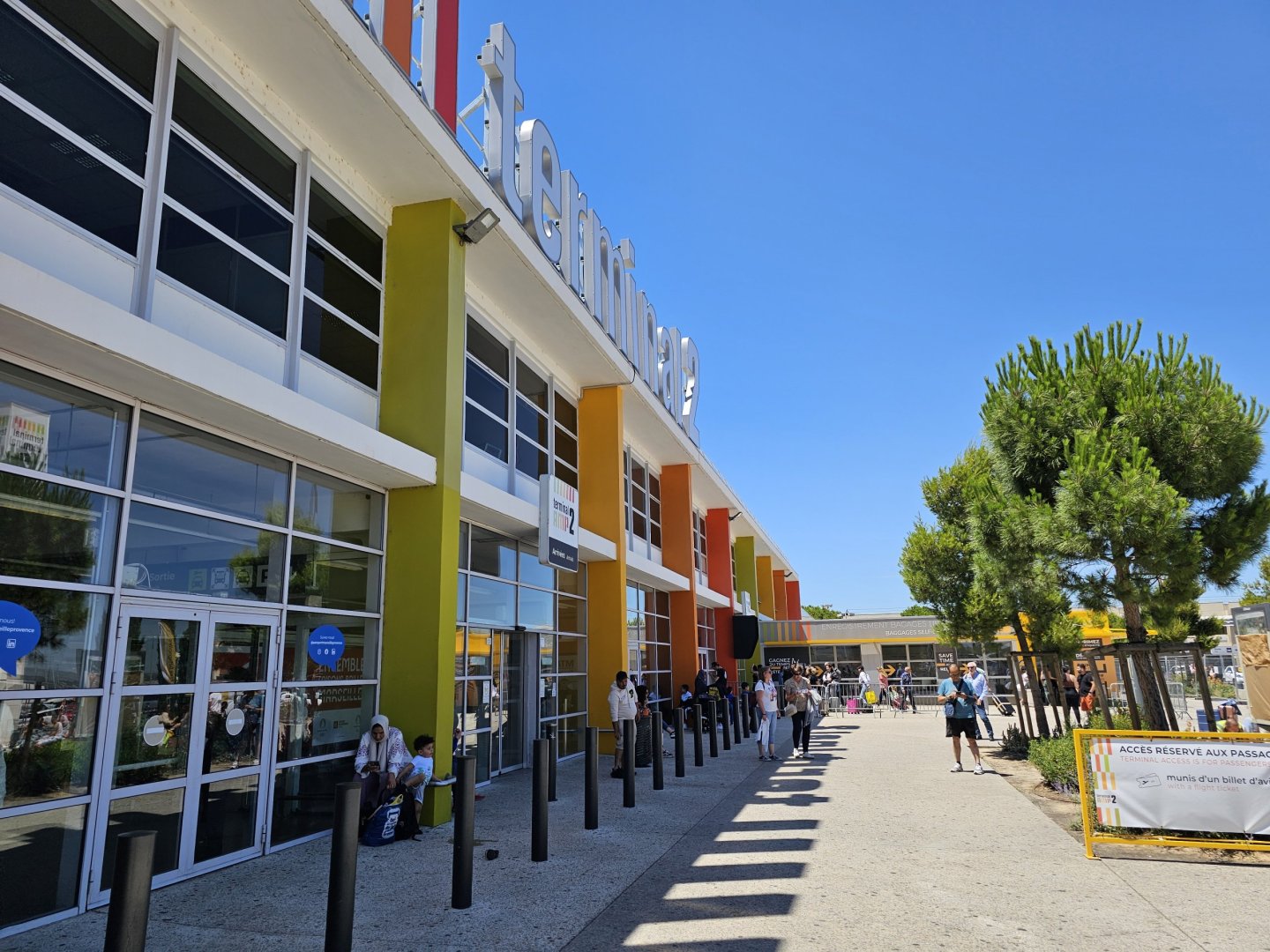 Connexions et terminaux à l'aéroport de Marseille MRS